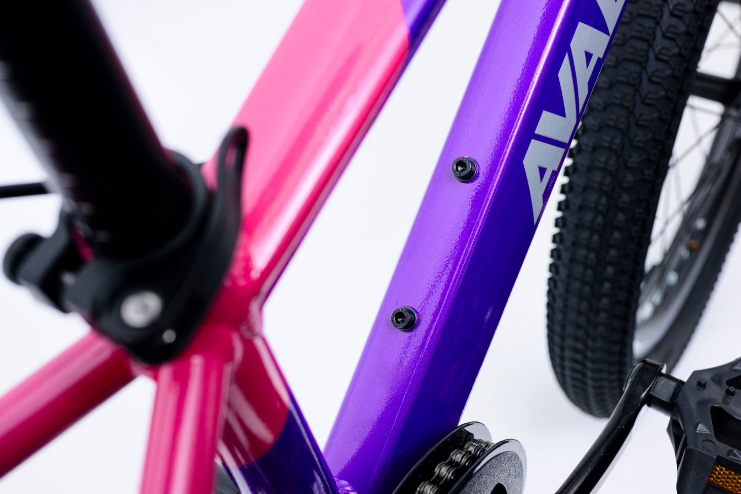 Avalanche Buzz Girls 20inch